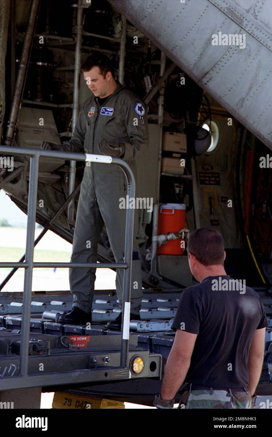 Technical Sergeant Brian Duncan, a C-130 Hercules Loadmaster with the ...