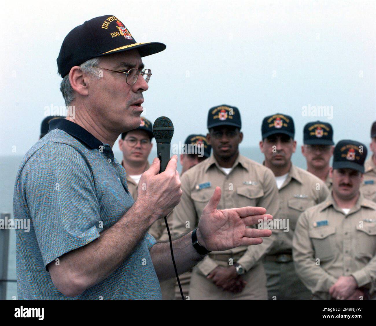 990218-N-1523C-003. Subject Operation/Series: DESERT FOX Base: Uss ...