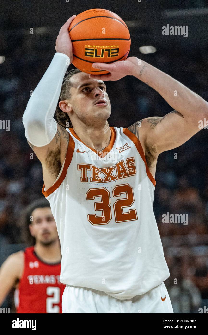 Texas, USA. 14th Jan, 2023. Christian Bishop #32 of the Texas Longhorns ...