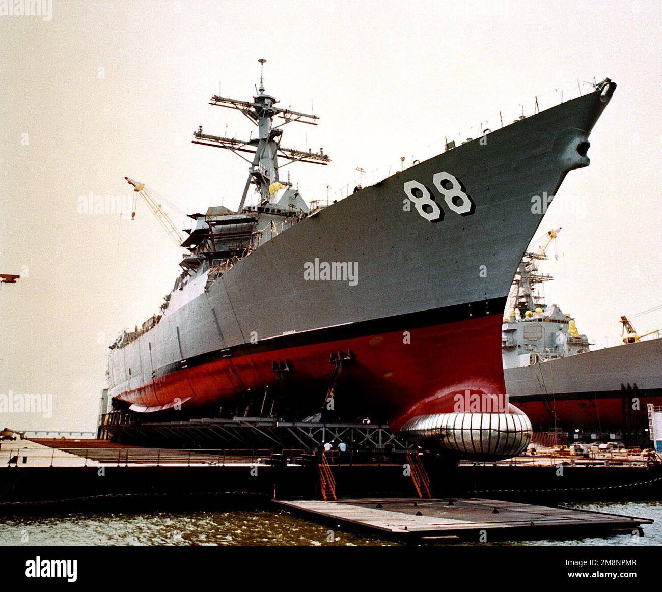 Arleigh burke dry dock hi-res stock photography and images - Alamy