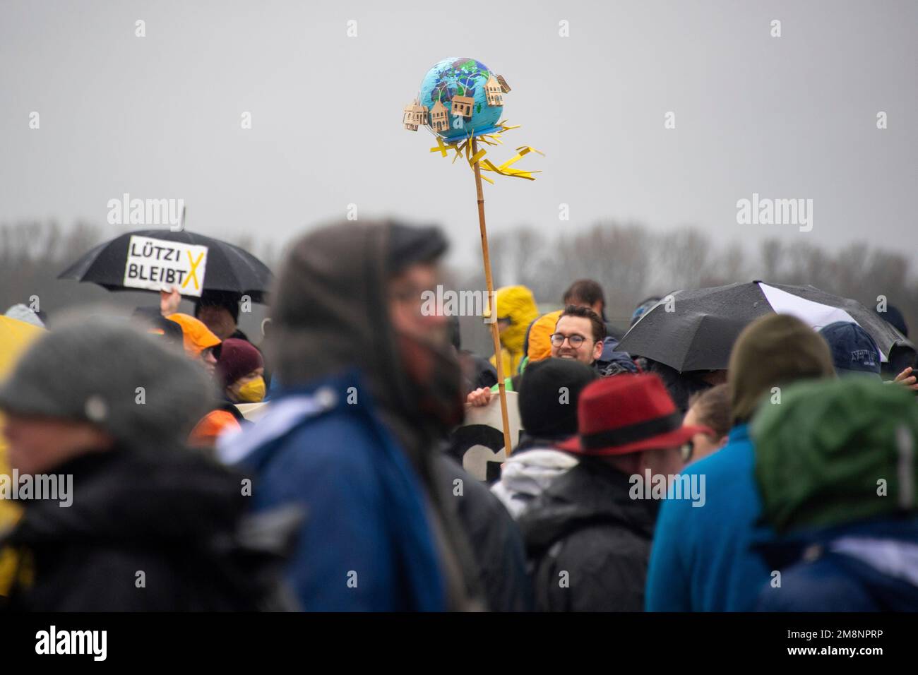 Luetzerath, Deutschland. 14th Jan, 2023. Demo train comes to the rally ...