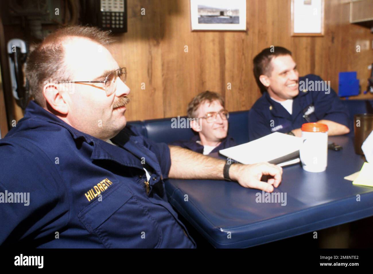CHIEF of the Boat US Navy MASTER CHIEF Sonar Technician Gary Hildreth ...