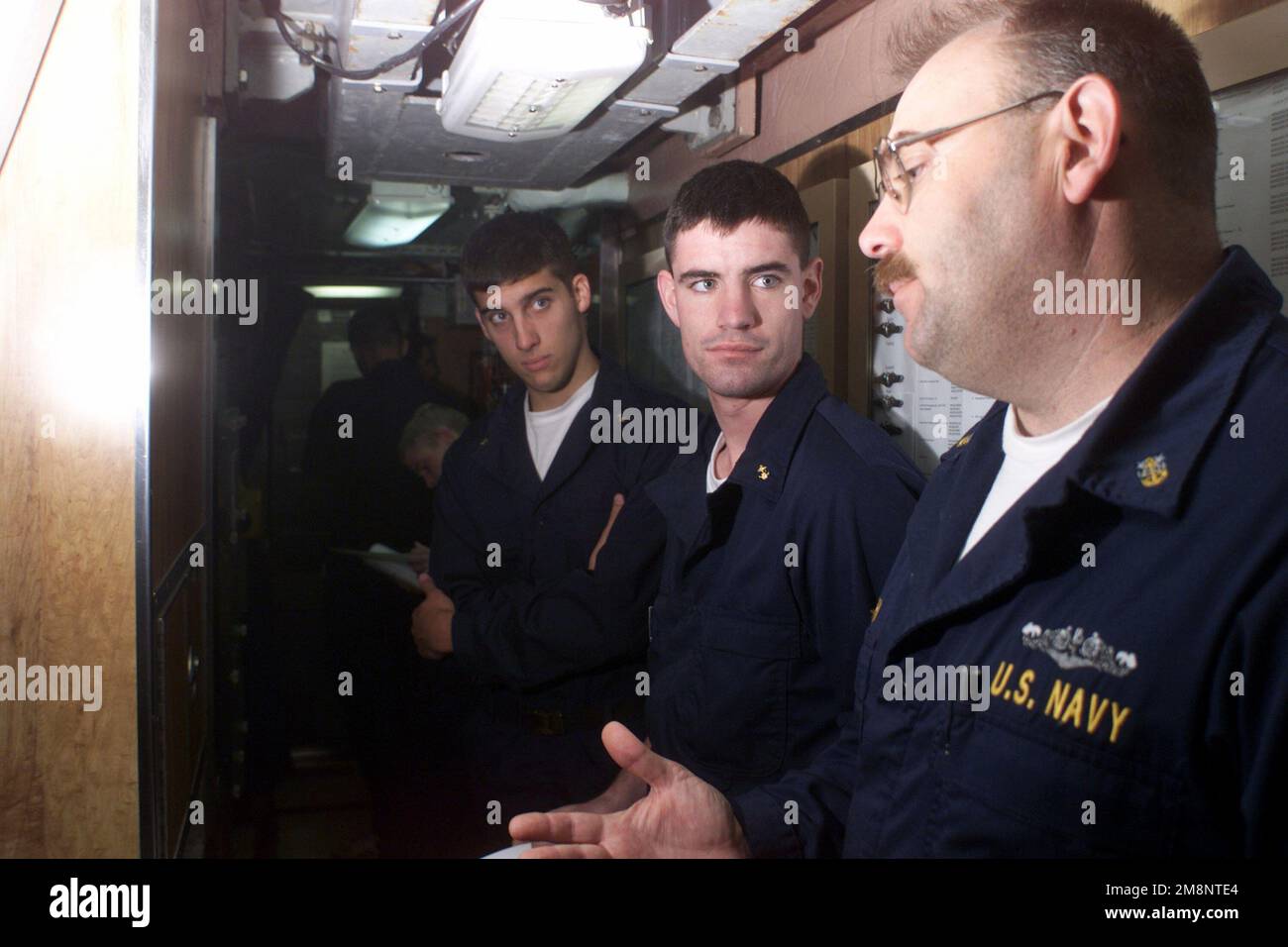 US Navy MASTER CHIEF Sonar Technician Gary Hildreth, USS TUCSON'S (SSN ...