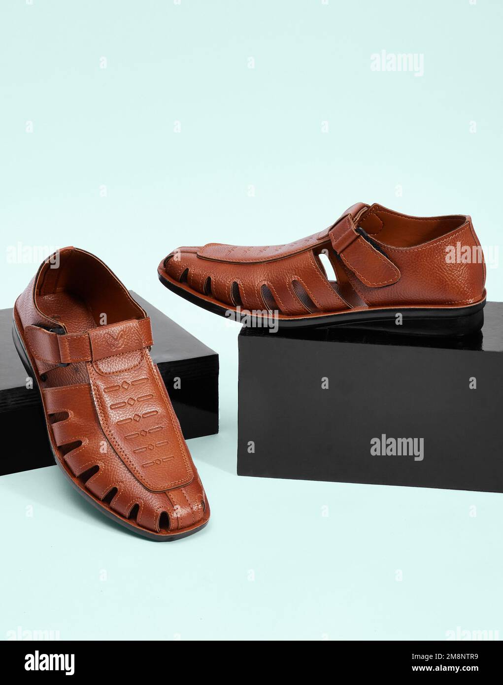 Outdoor shoe fashion hi-res stock photography and images - Alamy