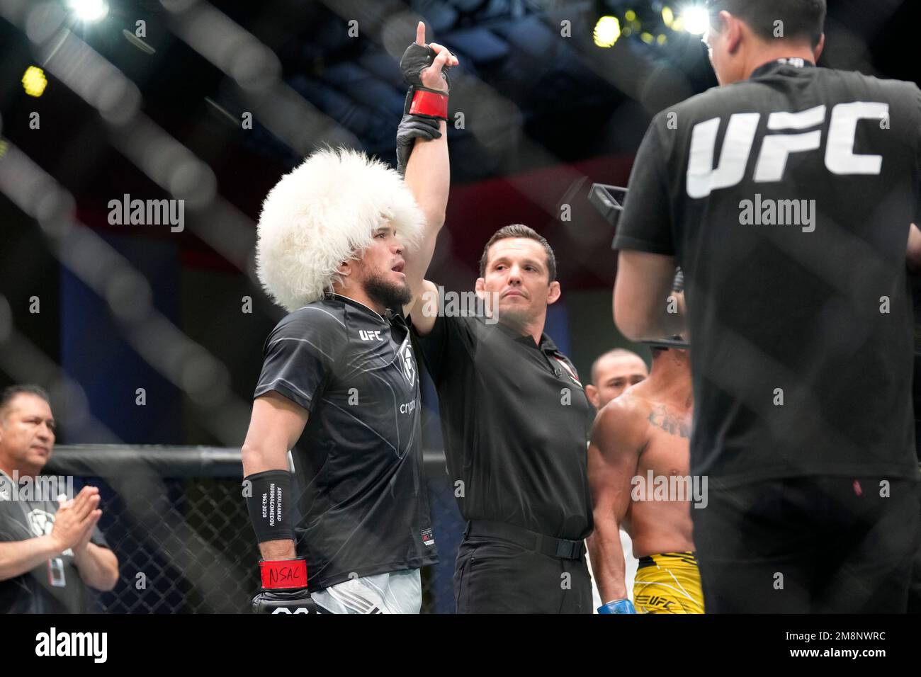 Umar nurmagomedov and raoni barcelos hi-res stock photography and ...