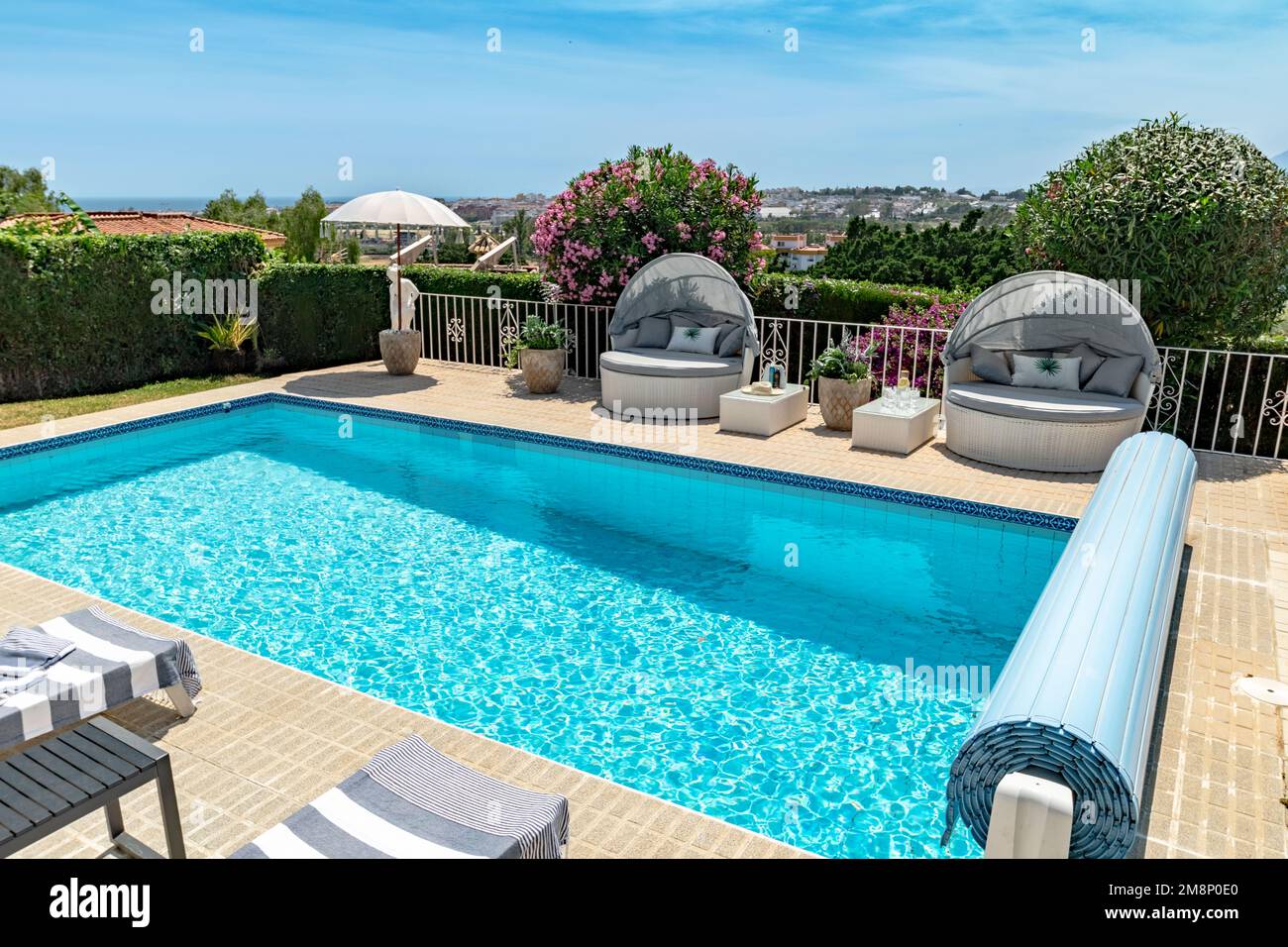Poolside landscape hi-res stock photography and images - Alamy