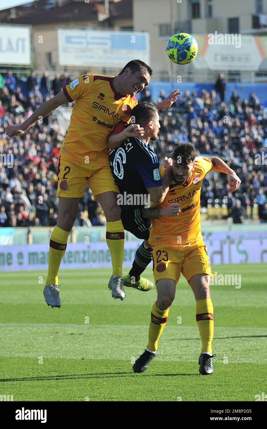 Pisa, Italy. 14th Jan, 2023. Head tackle by Romano Perticone ...