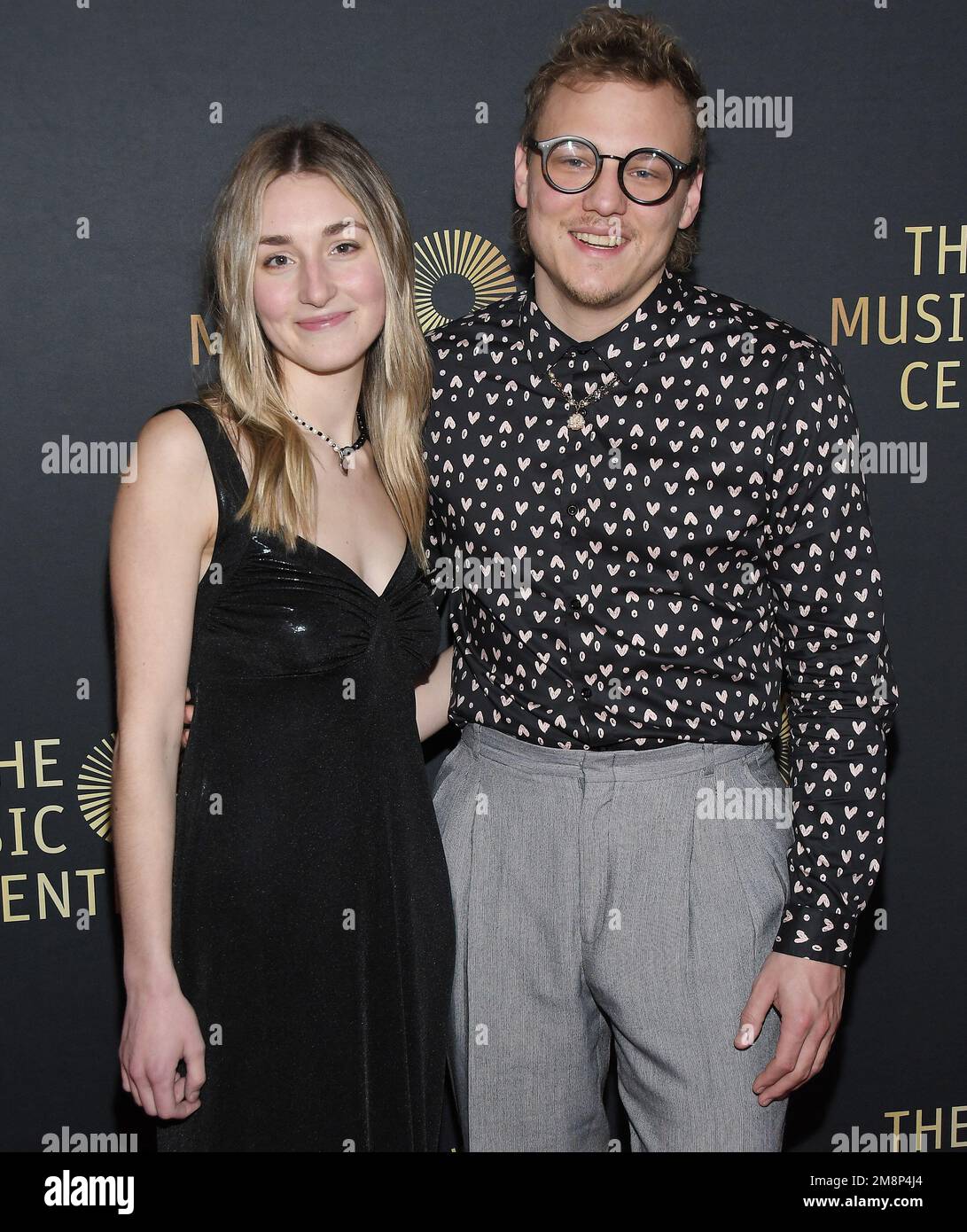 Los Angeles, USA. 14th Jan, 2023. (L-R) Wendlo - Chelsea Hamilton and ...