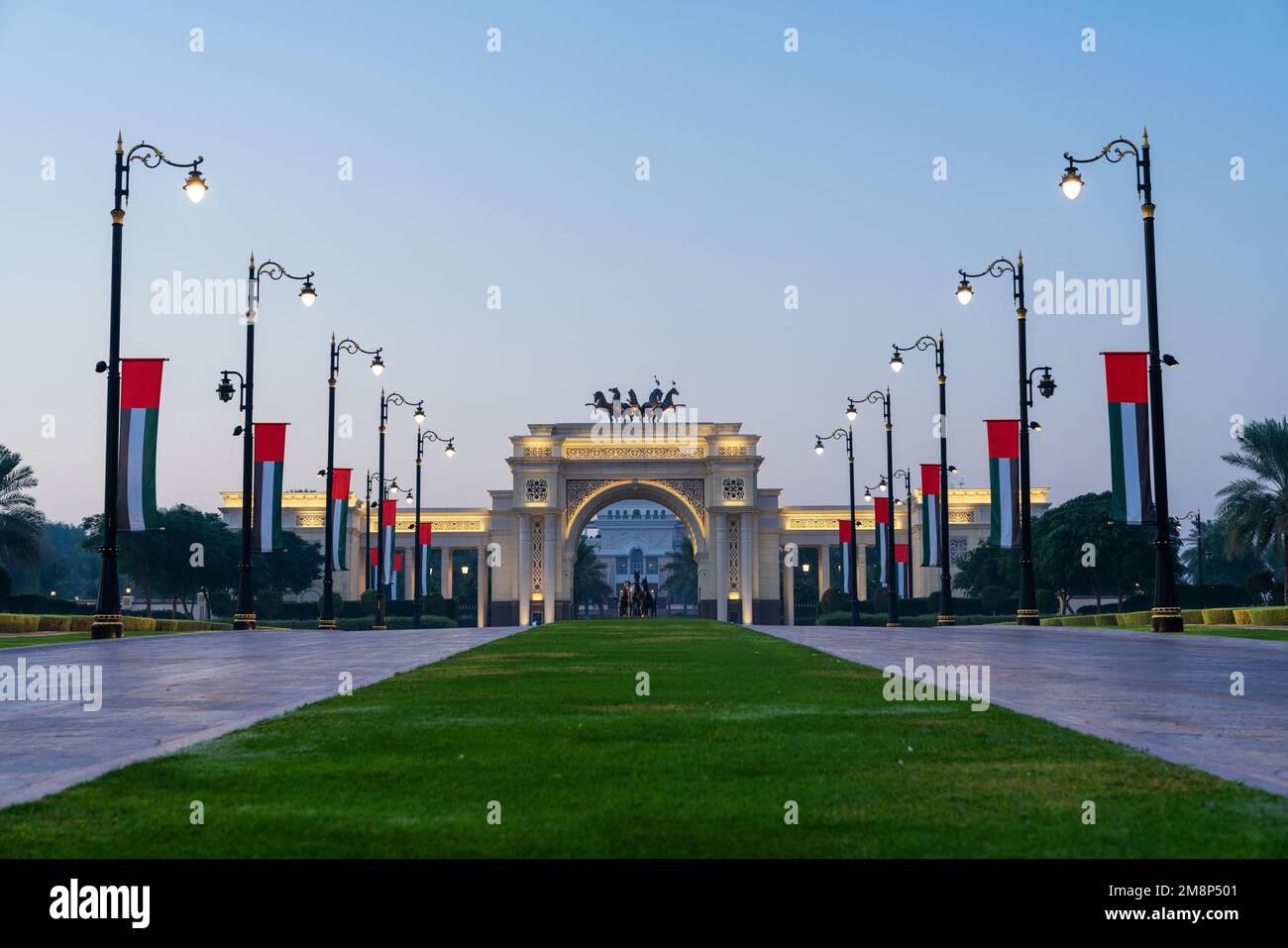 Abu dhabi royal family palace hi-res stock photography and images - Alamy