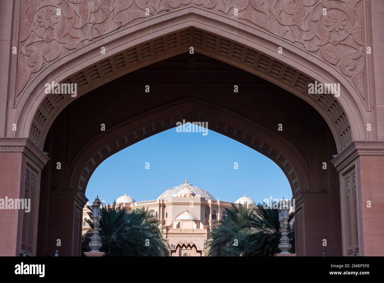 Eight star palace hotel hi-res stock photography and images - Alamy