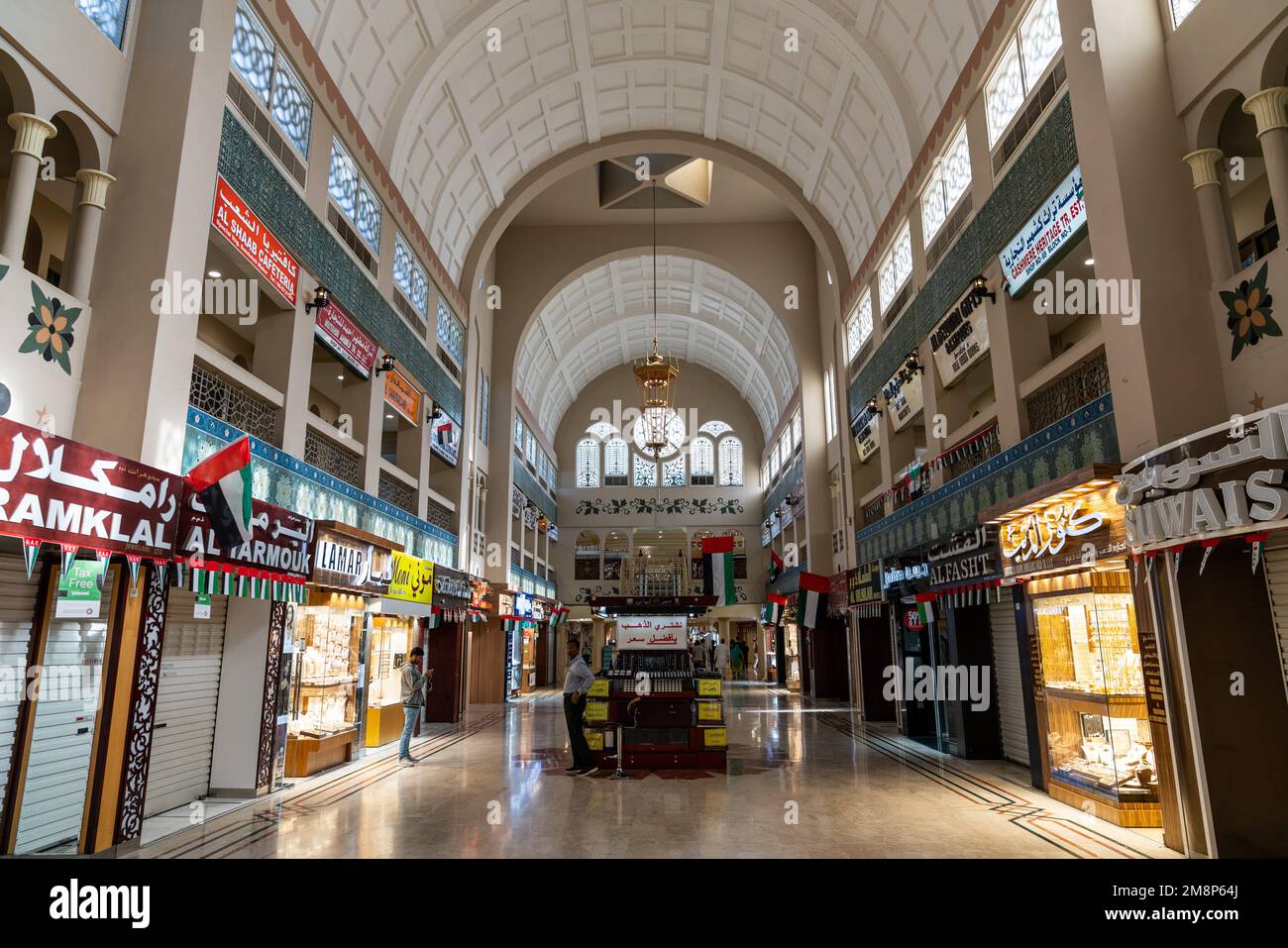 Blue market hi-res stock photography and images - Alamy