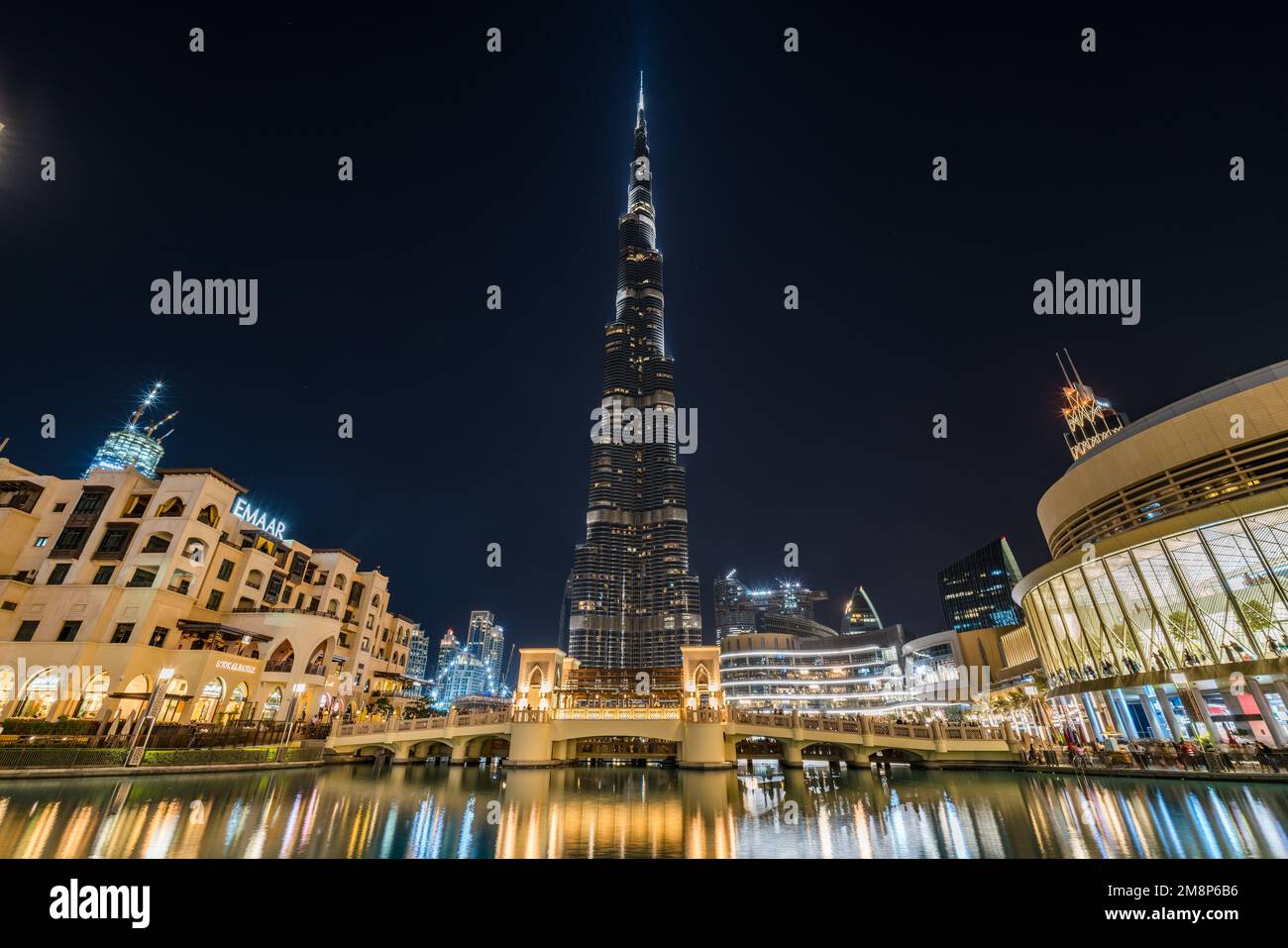 Burj dubai at night Stock Photo - Alamy