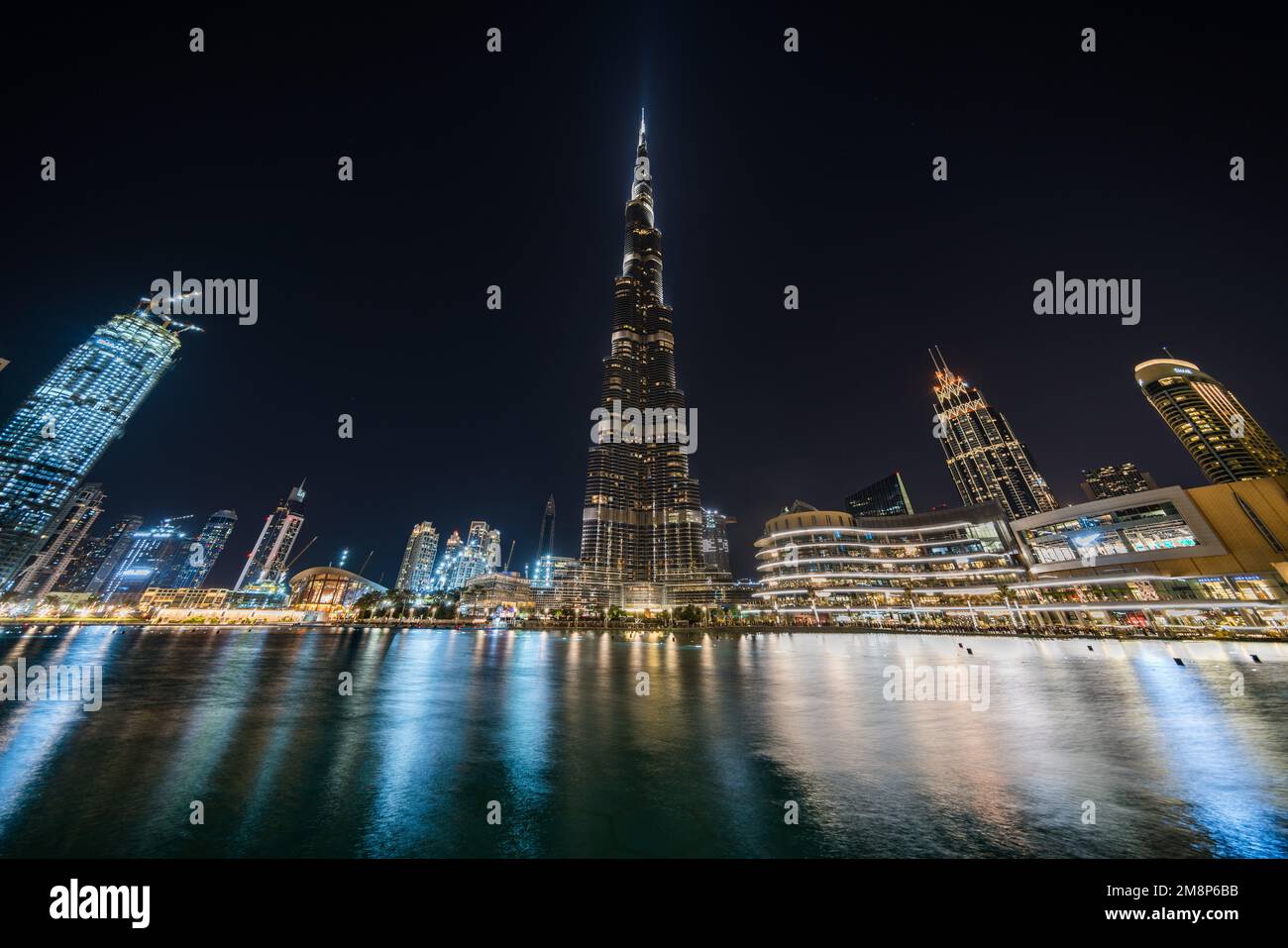 Burj dubai at night Stock Photo - Alamy
