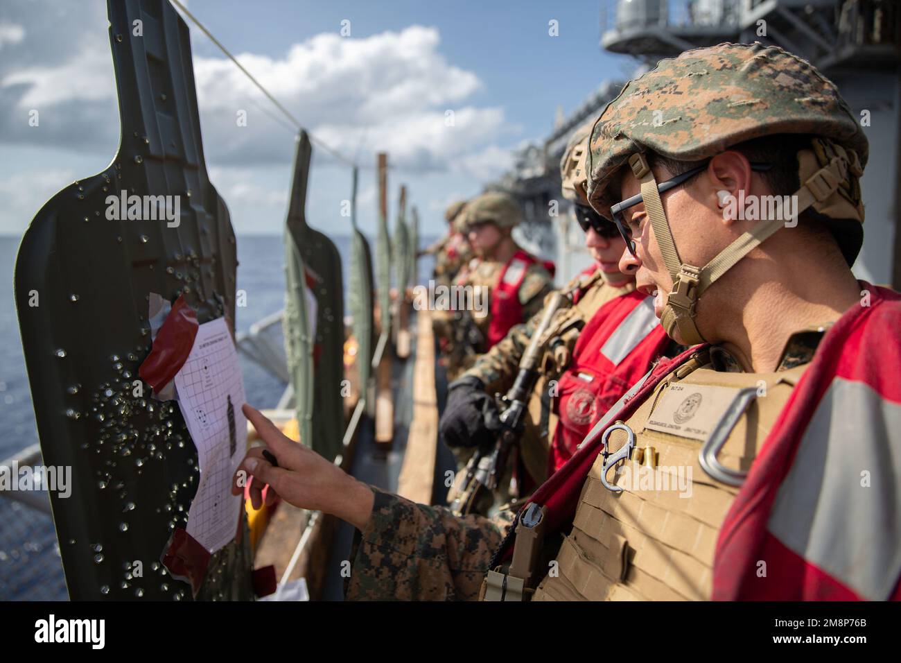 Pacific Ocean. 11th Dec, 2022. A U.S. Marine with Battalion Landing ...