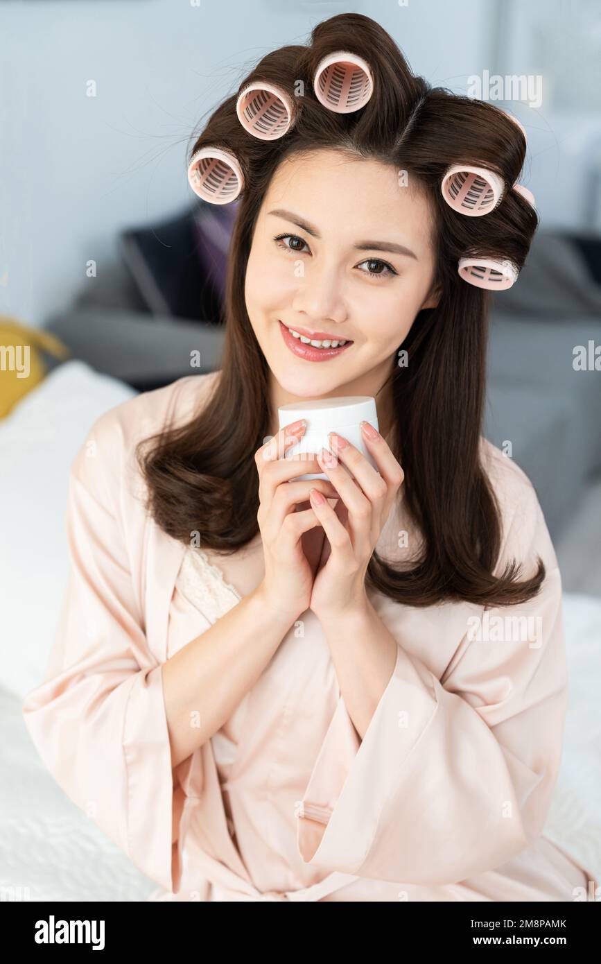The young woman home life Stock Photo - Alamy The young woman home life Stock Photo - Alamy