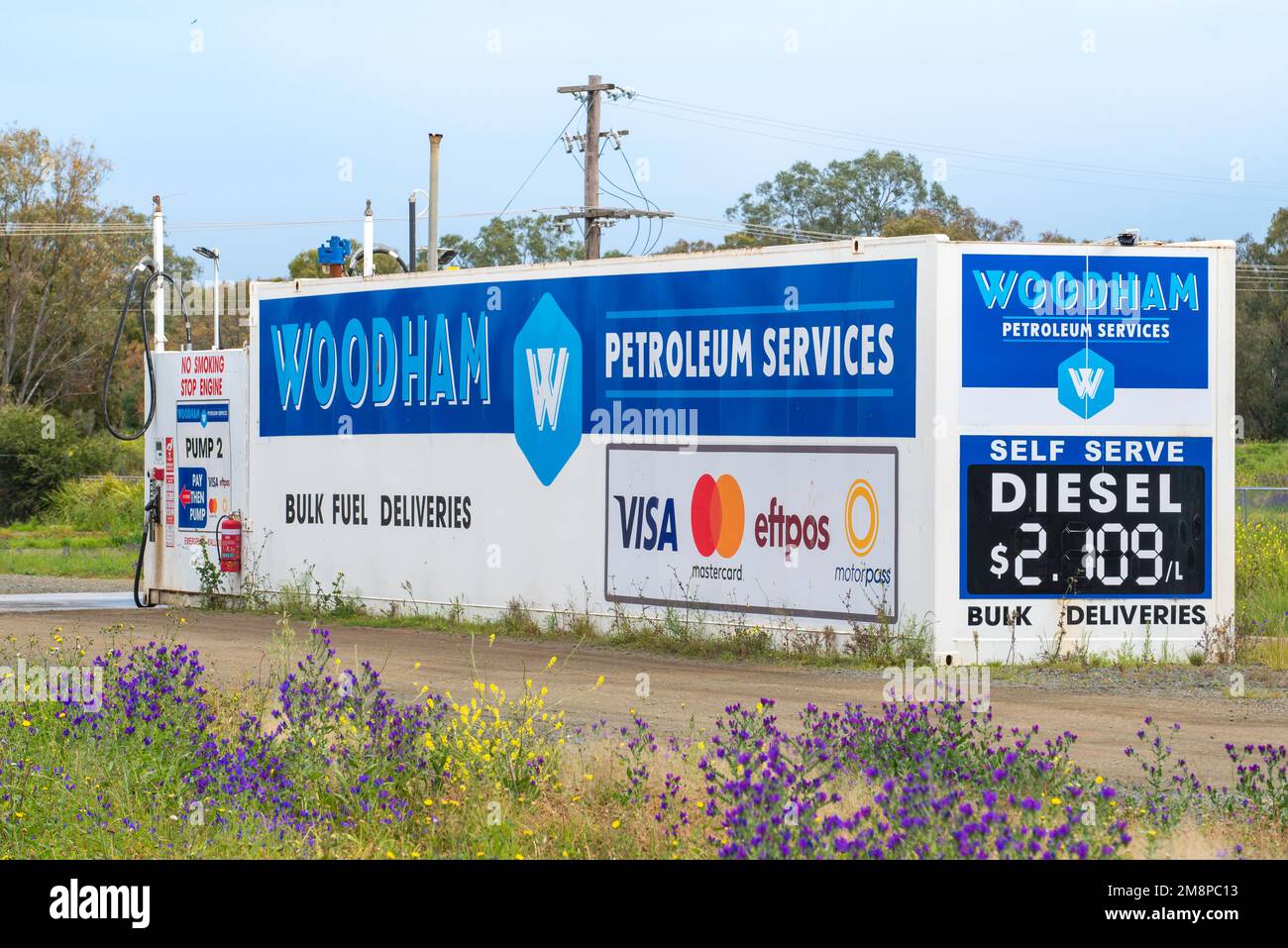 An unmanned 24hr diesel fuel stop or filling station at Nyngan in ...