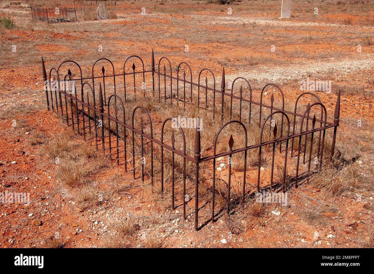 White Cliffs Australia, grave with metal fence with no headstone in ...