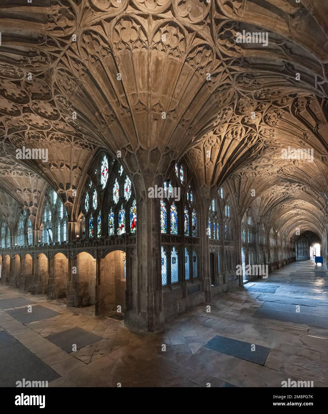 Gloucester cathedral cloisters hi-res stock photography and images - Alamy