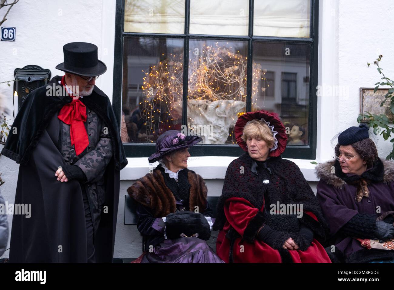 Characters from Charles Dickens's books Stock Photo - Alamy