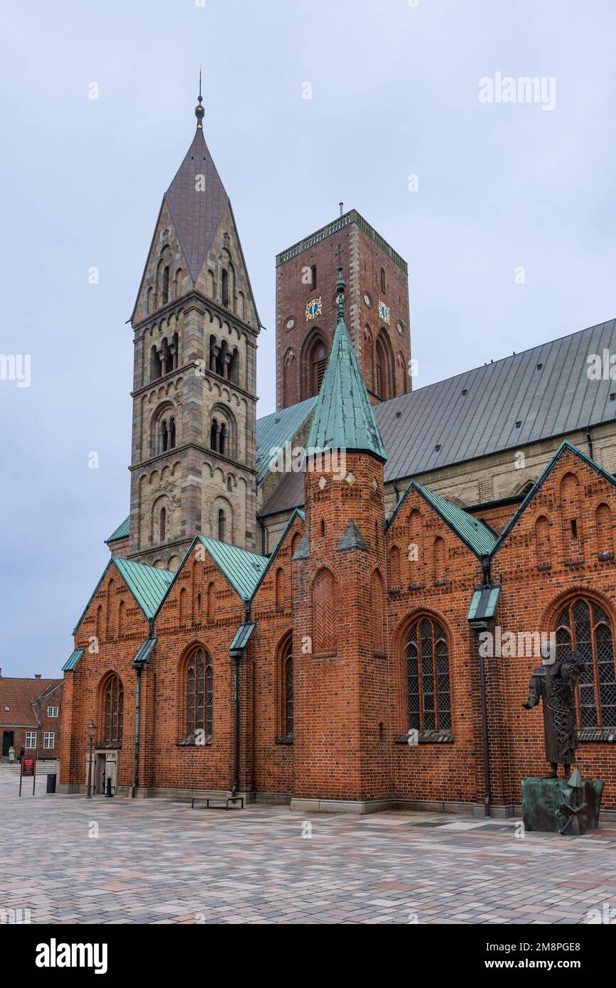 Ribe, Denmark - November 15, 2022: Cityscape with cathedral of little ...