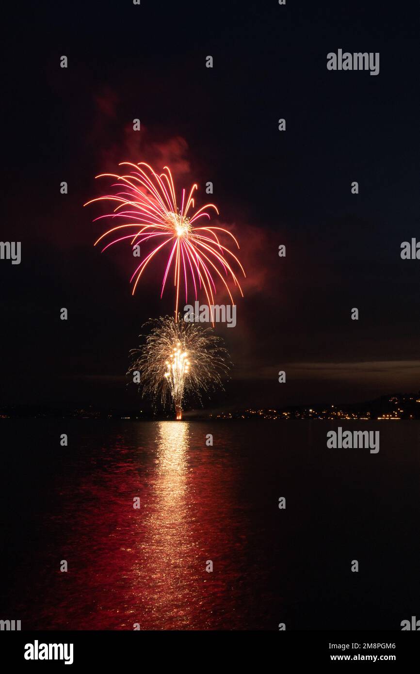 Light reflects on new hi-res stock photography and images - Alamy