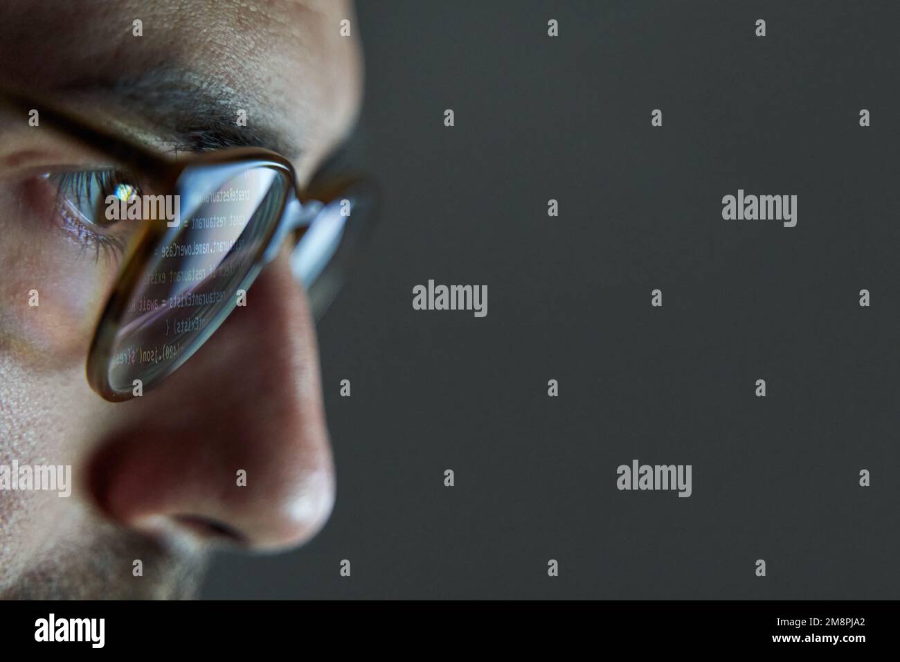 Software programmer hi-res stock photography and images - Alamy