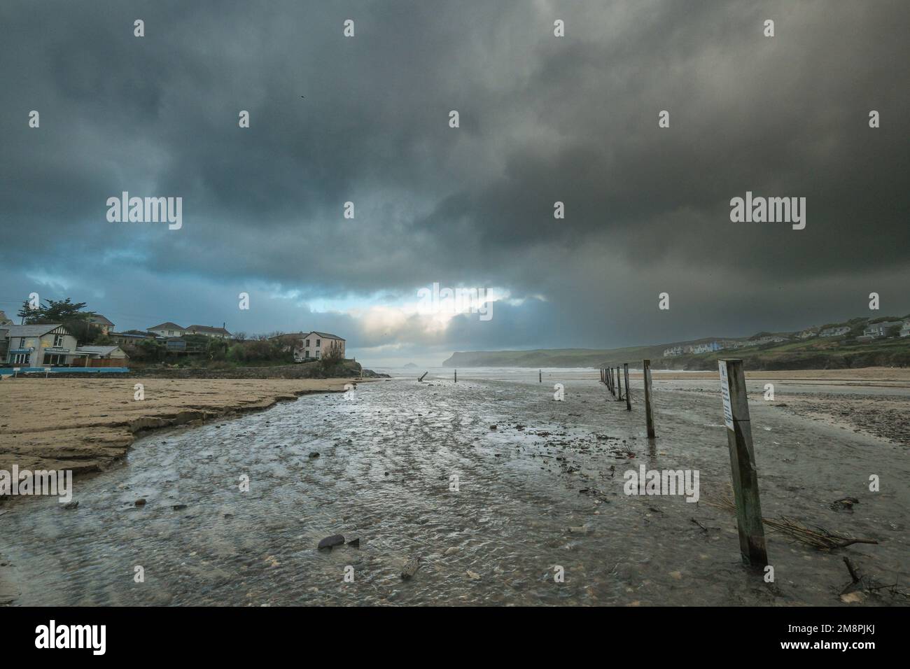 Polzeath, Cornwall, UK. 15th January 2023. Uk Weather. The council run ...