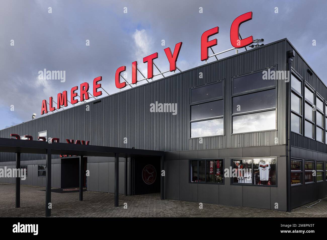 Netherlands. 15th Jan, 2023. ALMERE - 15-01-2023. Almere City - Willem ...