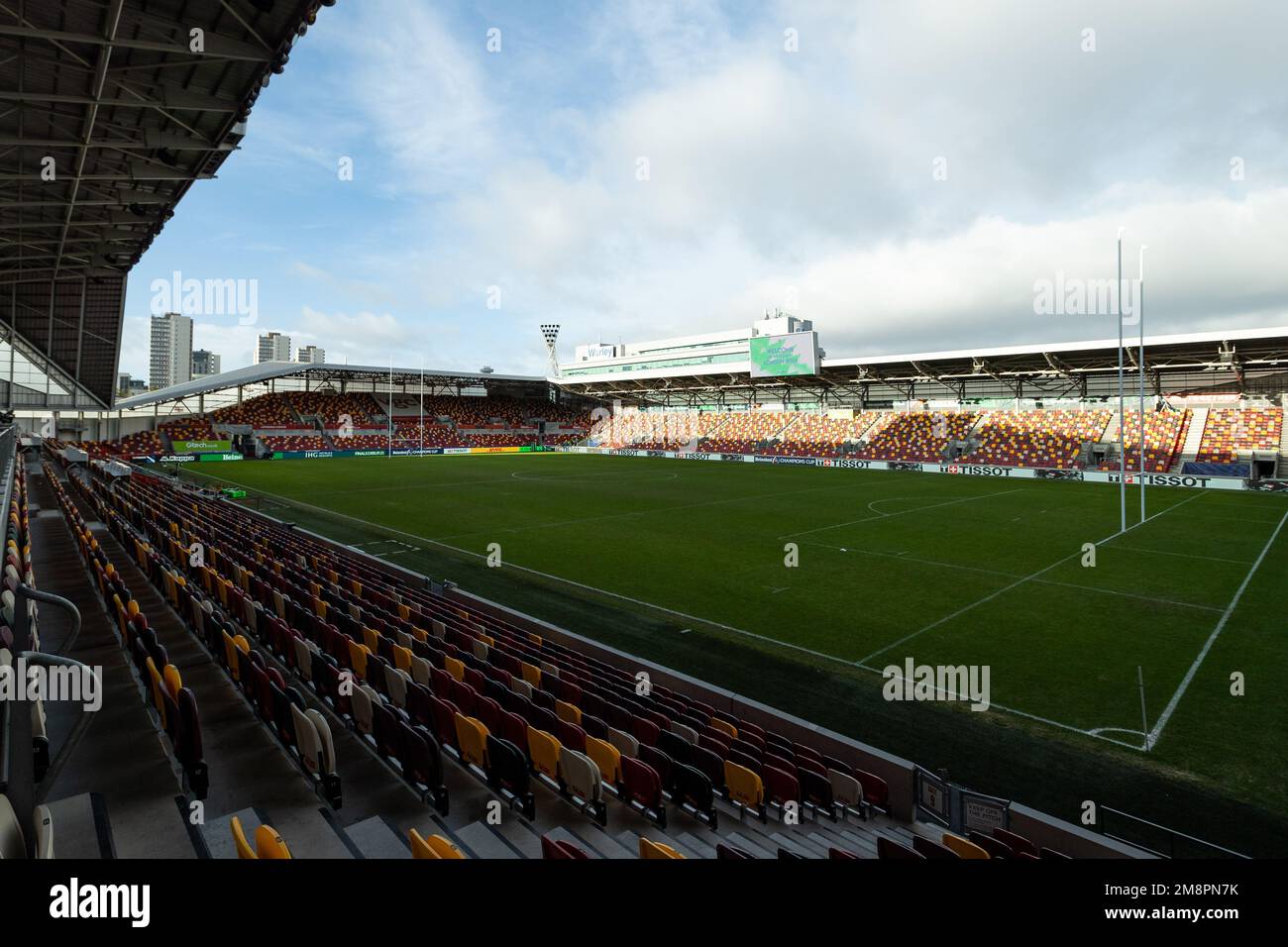 Gtech community stadium view hi-res stock photography and images - Alamy