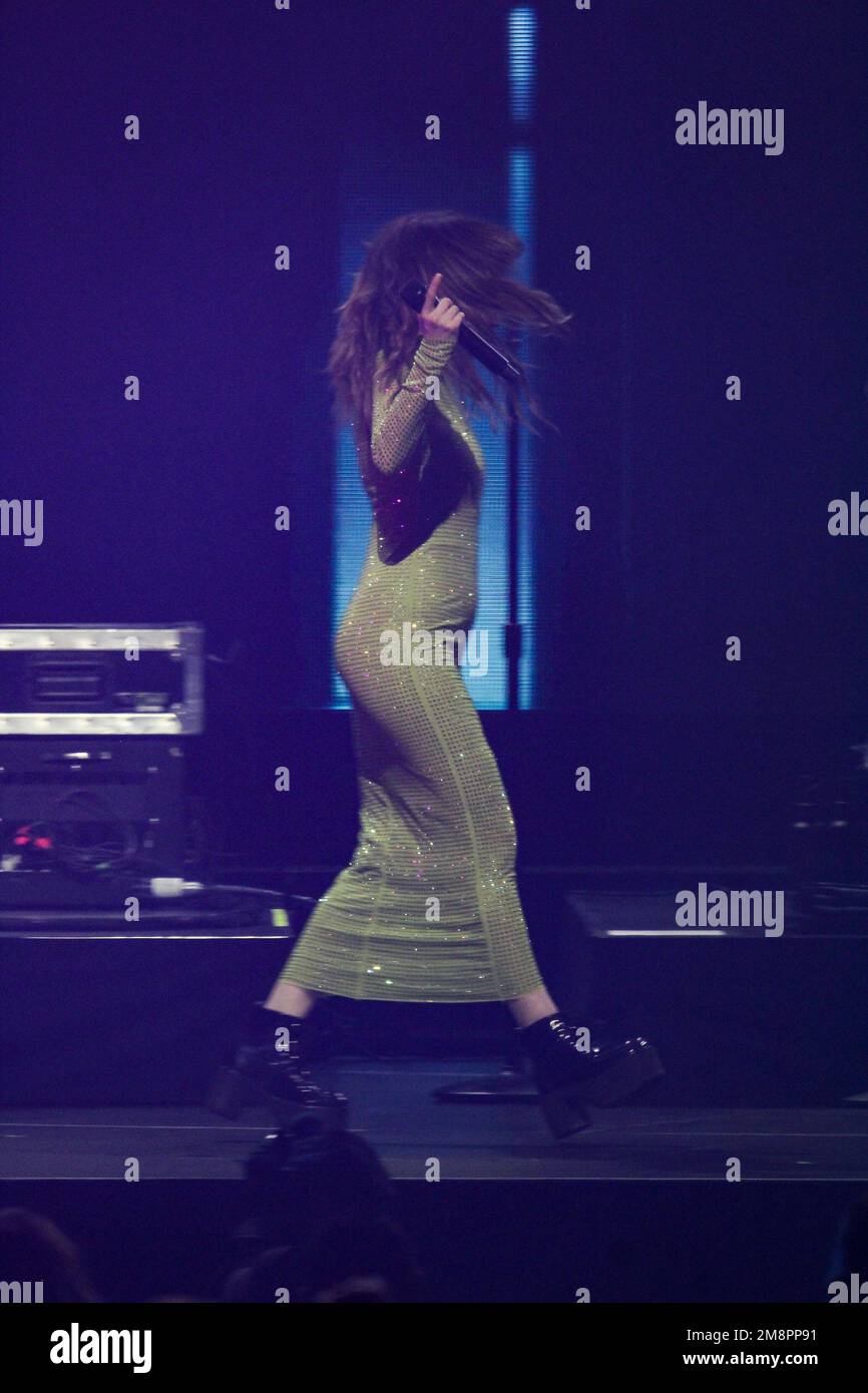 Los Angeles, USA . 14th Jan, 2023. Lauren Mayberry of CHVRCHES performs ...