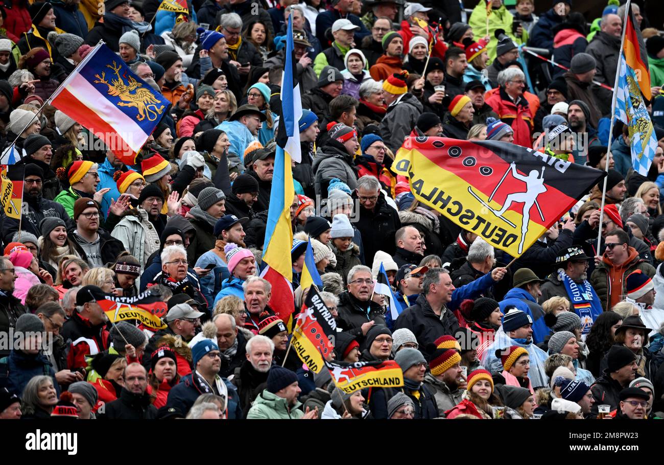 15 kilometers for men hi-res stock photography and images - Alamy