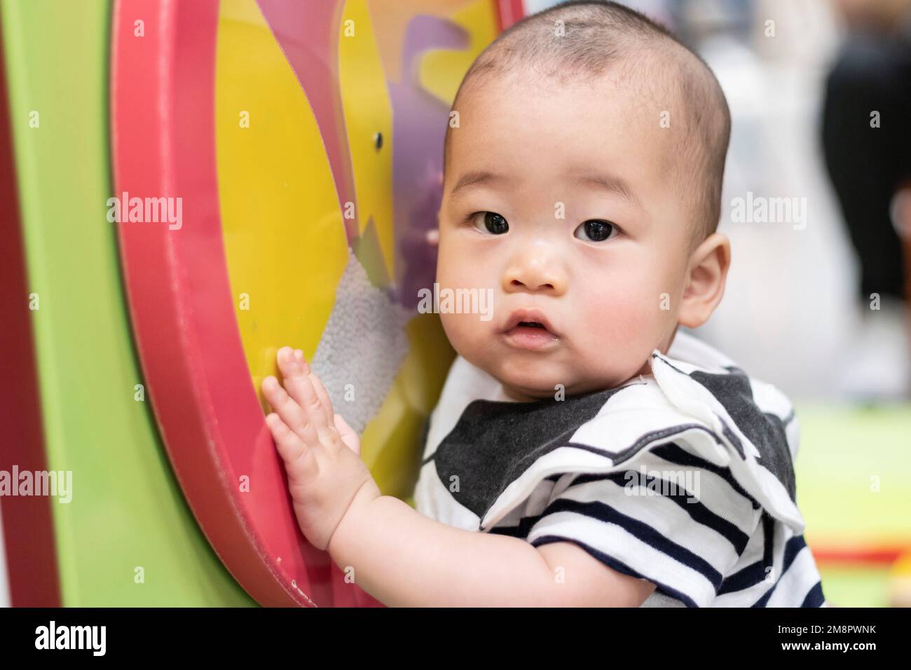 Chinese boys at play hi-res stock photography and images - Alamy