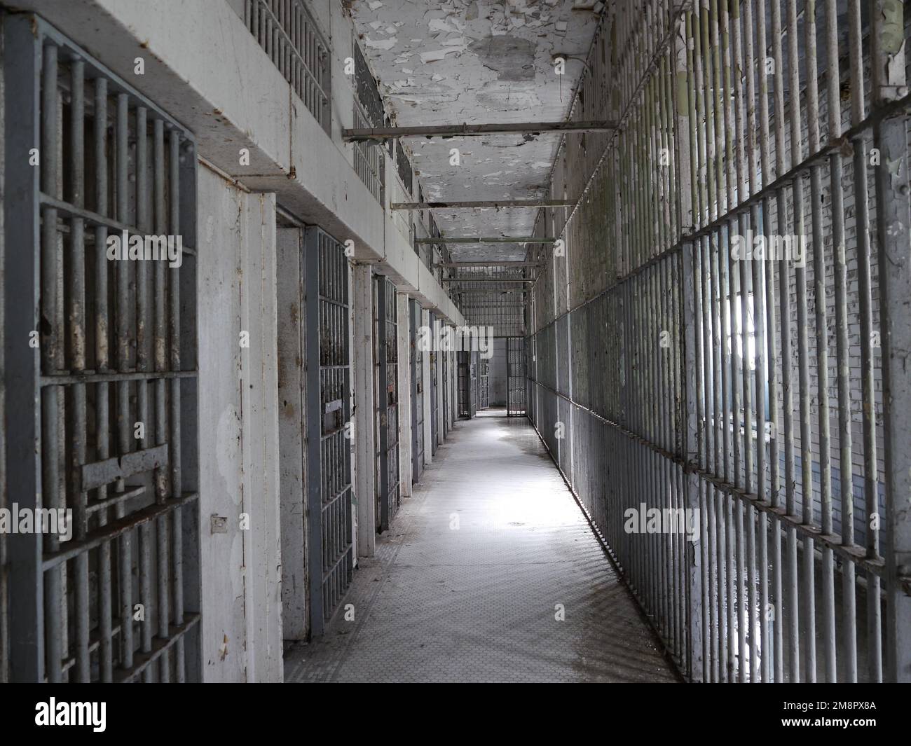The death row at the Missouri State Penitentiary in Jefferson City ...