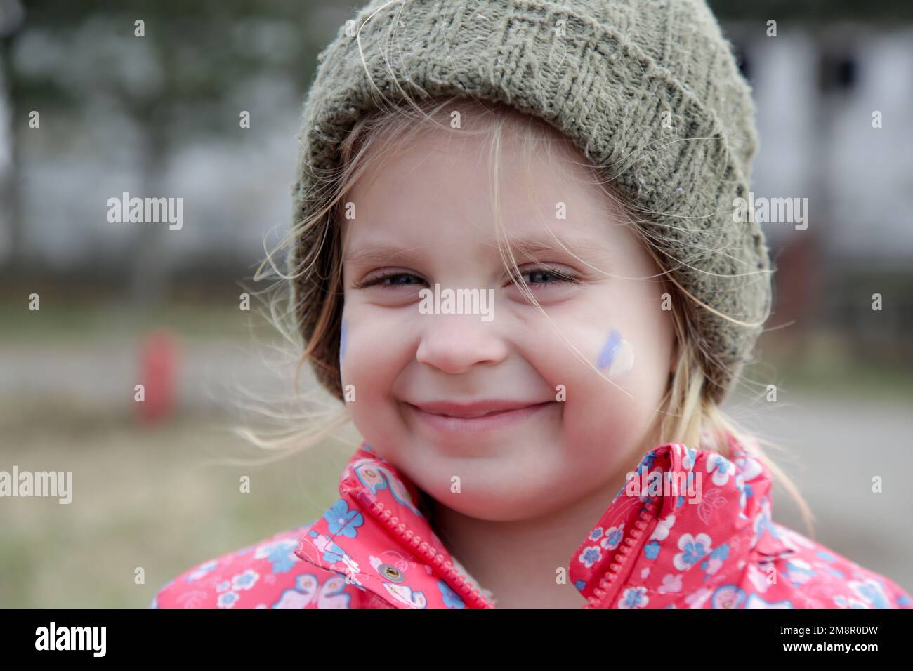 Ukrainian face paint hi-res stock photography and images - Alamy