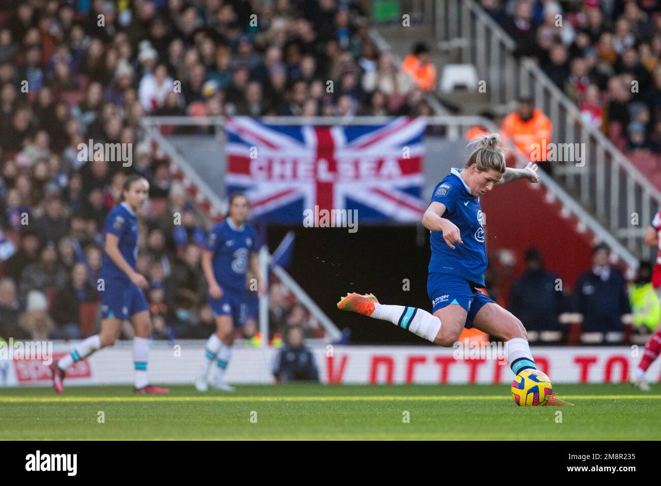 London, UK. 15th Jan, 2023. Millie Bright (4 Chelsea) in action during ...
