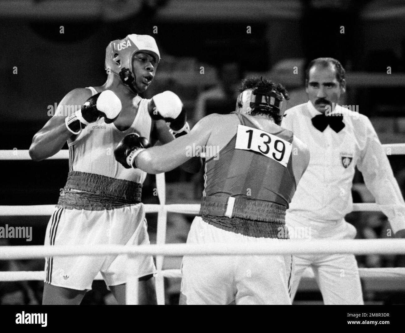 OLYMPIC SUMMER GAMES IN LOS ANGELES 1984 BOXING Tyrell Biggs against ...