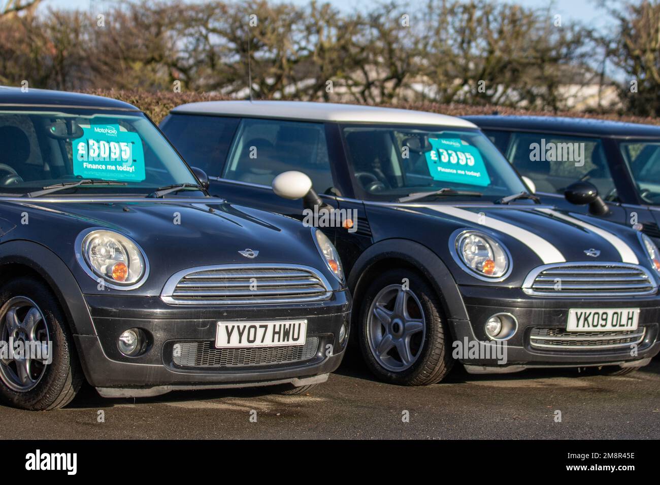 2007 Black Mini Coope. Garage Forecourt selling priced secondhand Minis ...
