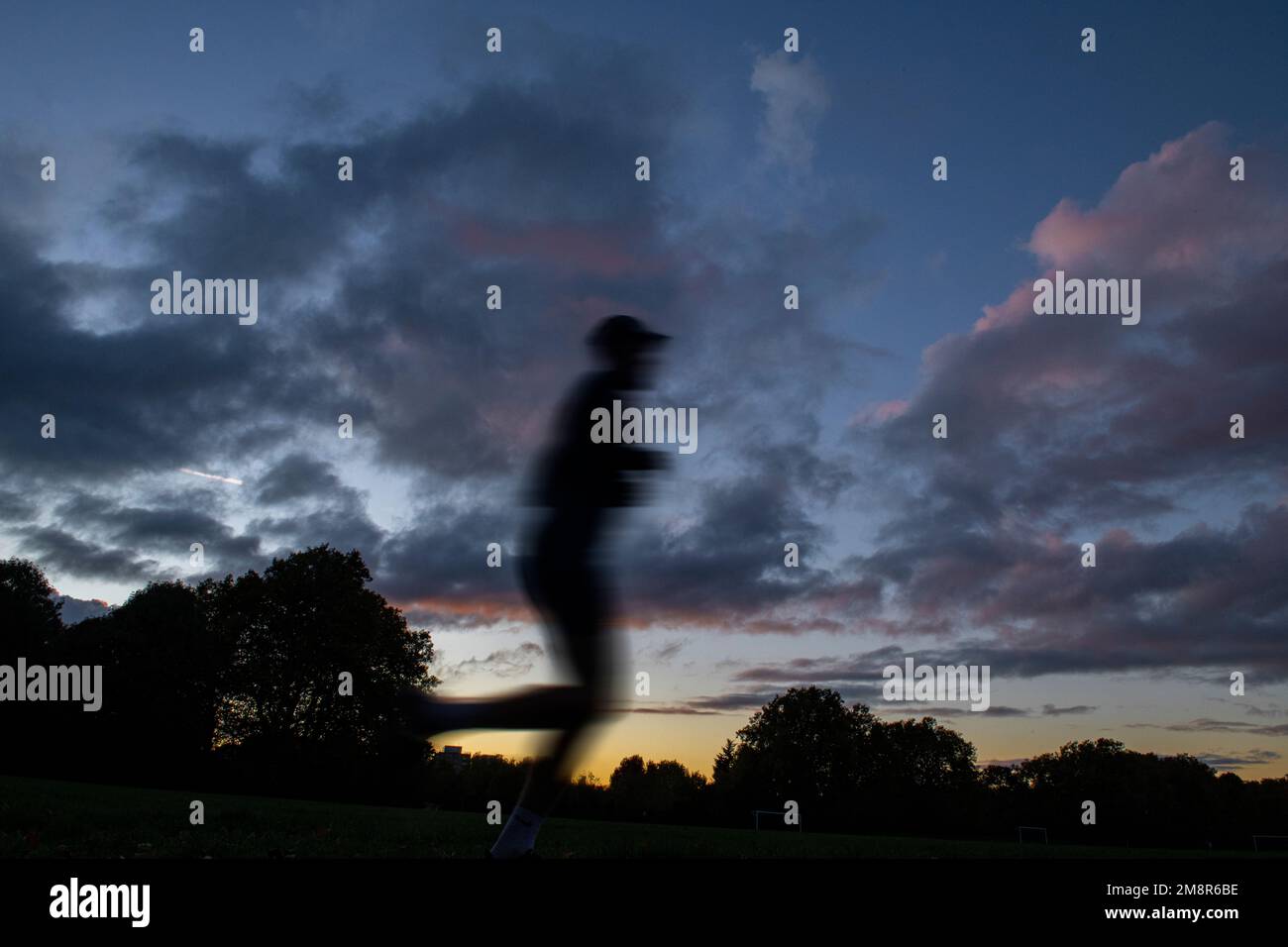Stormy weather runner hi-res stock photography and images - Alamy