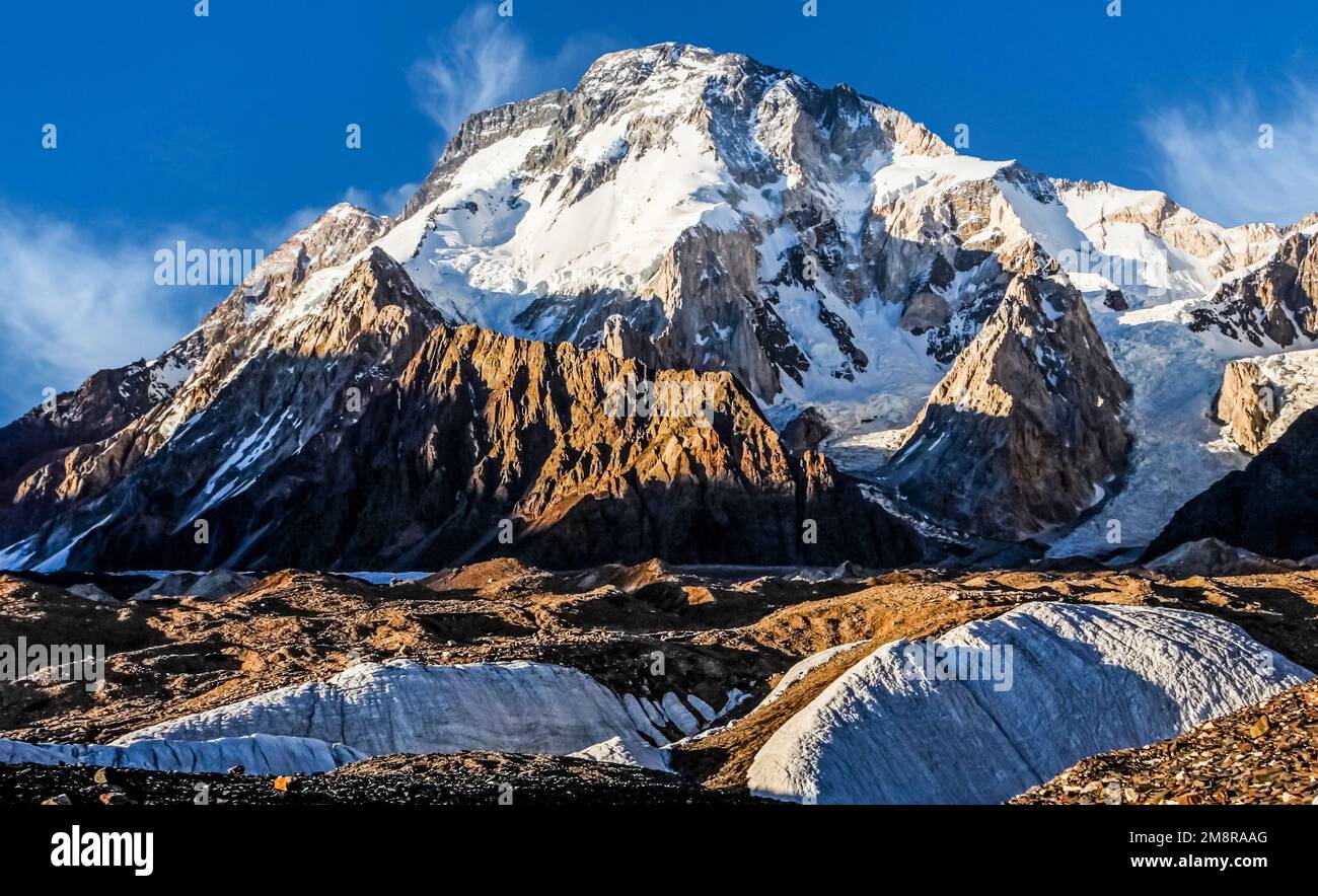 Broad range hi-res stock photography and images - Alamy