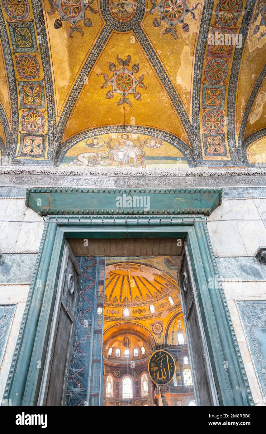 Holy Sophia cathedral of Istanbul Stock Photo - Alamy