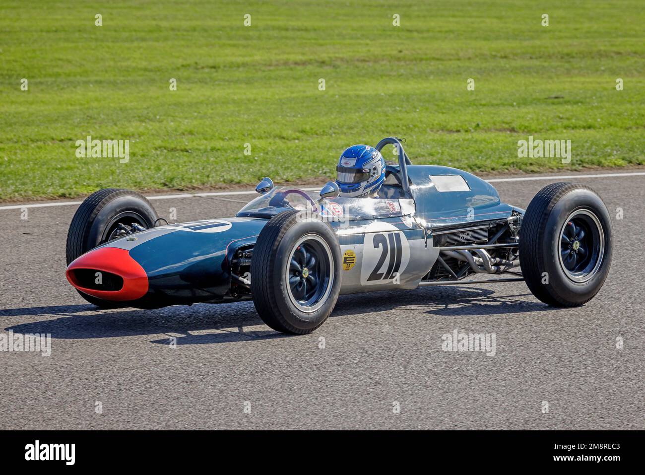 Jon Milicevic in the 1962 Lotus-BRM 24 during the Glover Trophy race at ...