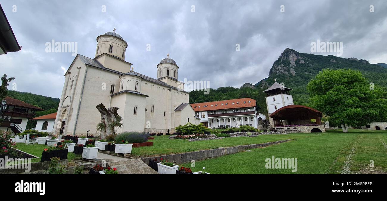 Dark cloud above church hi-res stock photography and images - Alamy