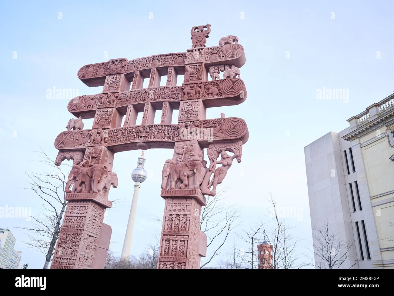 Sanchi east gate -Fotos und -Bildmaterial in hoher Auflösung – Alamy