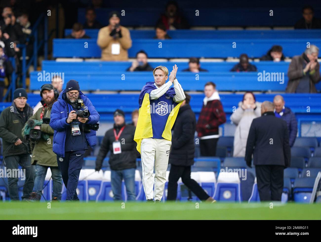 Chelsea new signing Mykhailo Mudryk on the pitch at half time of the ...