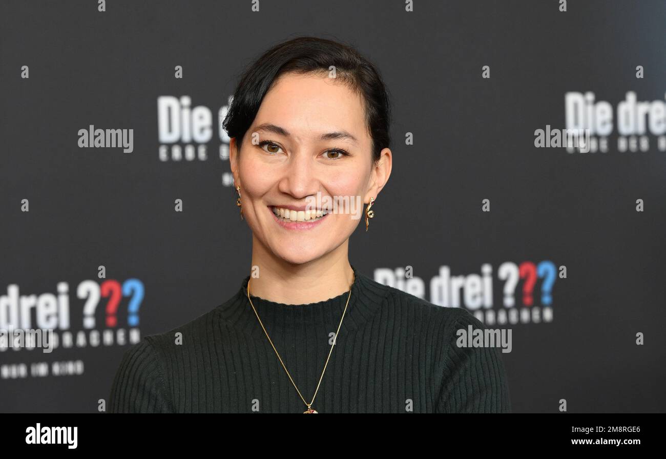 Munich, Germany. 15th Jan, 2023. Actress Agnes Decker comes to the ...