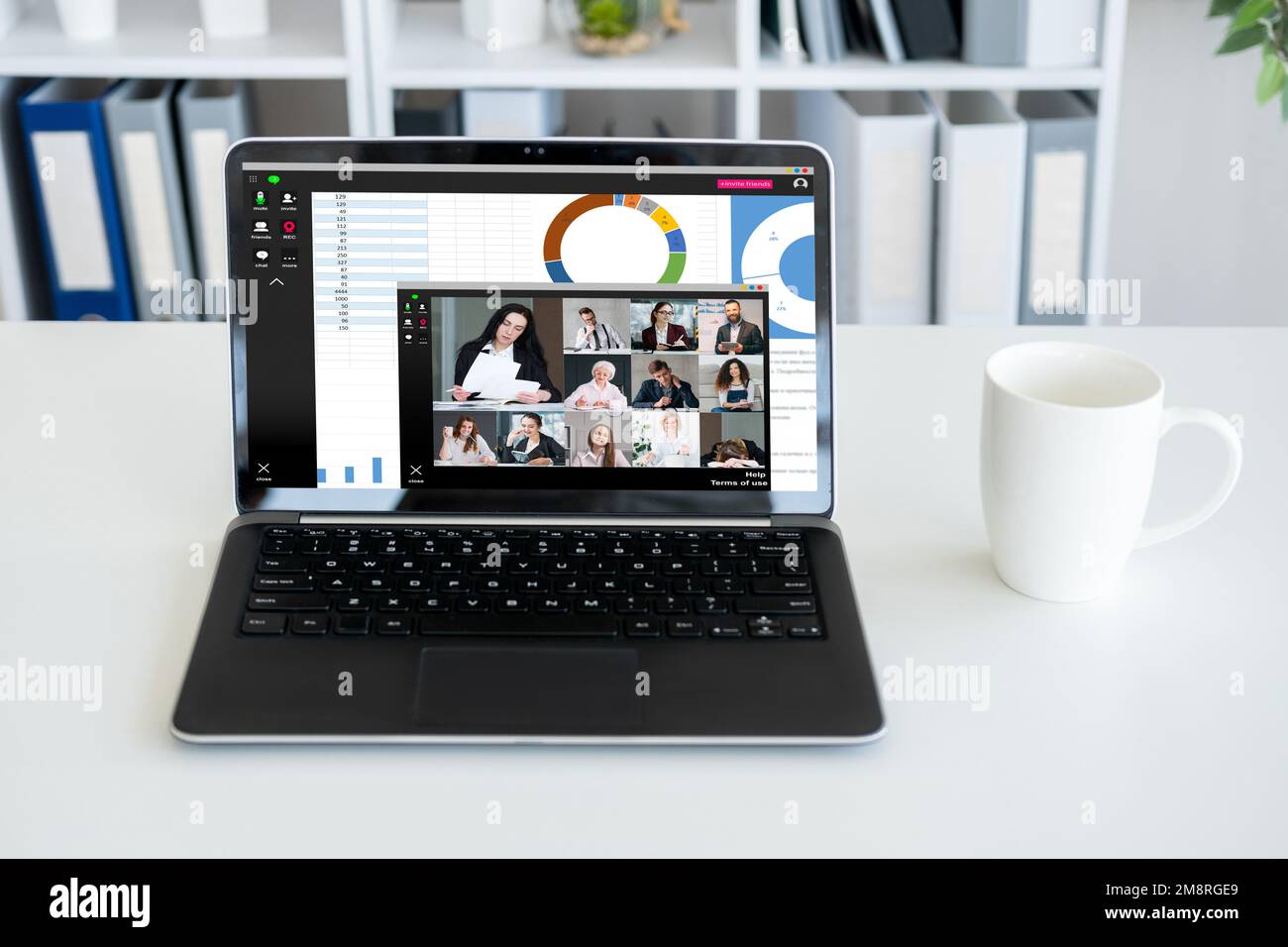 Web conference screen hi-res stock photography and images - Alamy