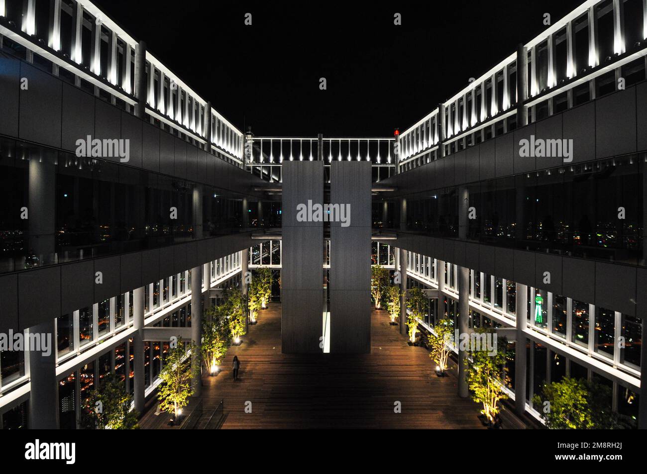 Japan osaka namba parks architecture hi-res stock photography and ...