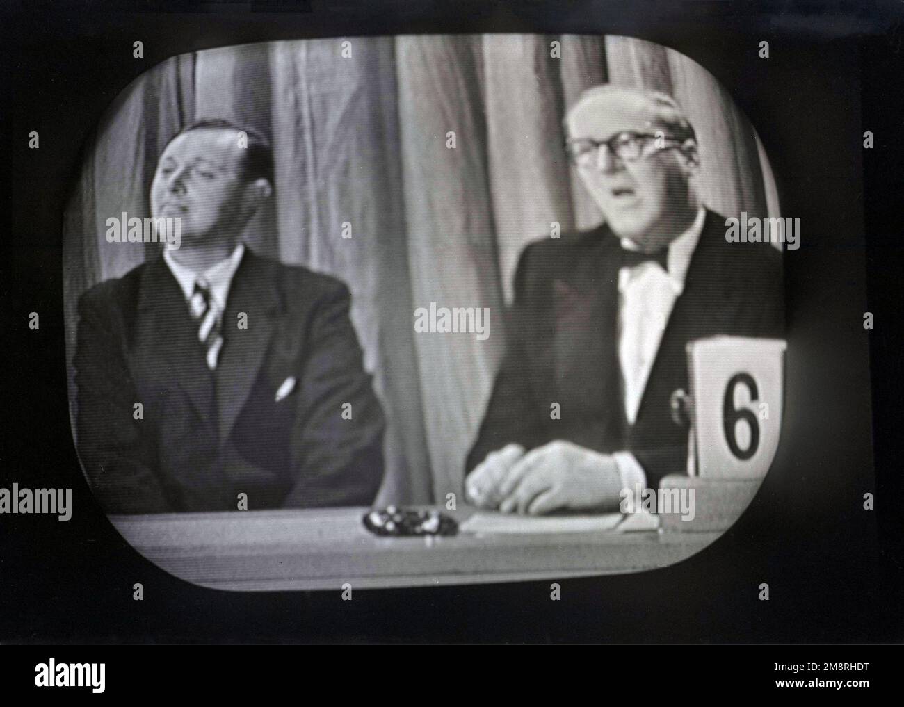 Old television 50's hi-res stock photography and images - Alamy