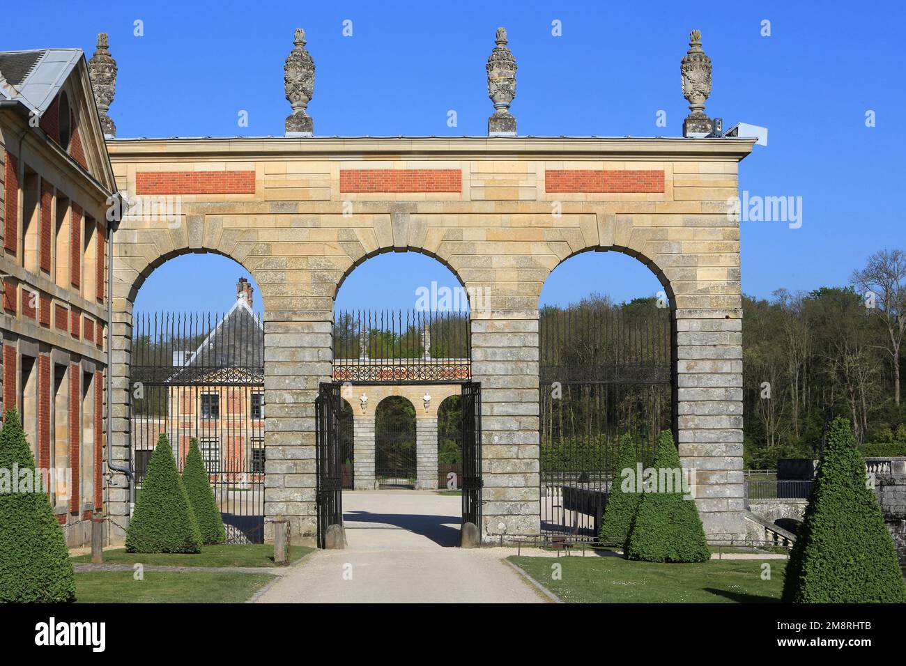 Architecture historique hi-res stock photography and images - Alamy