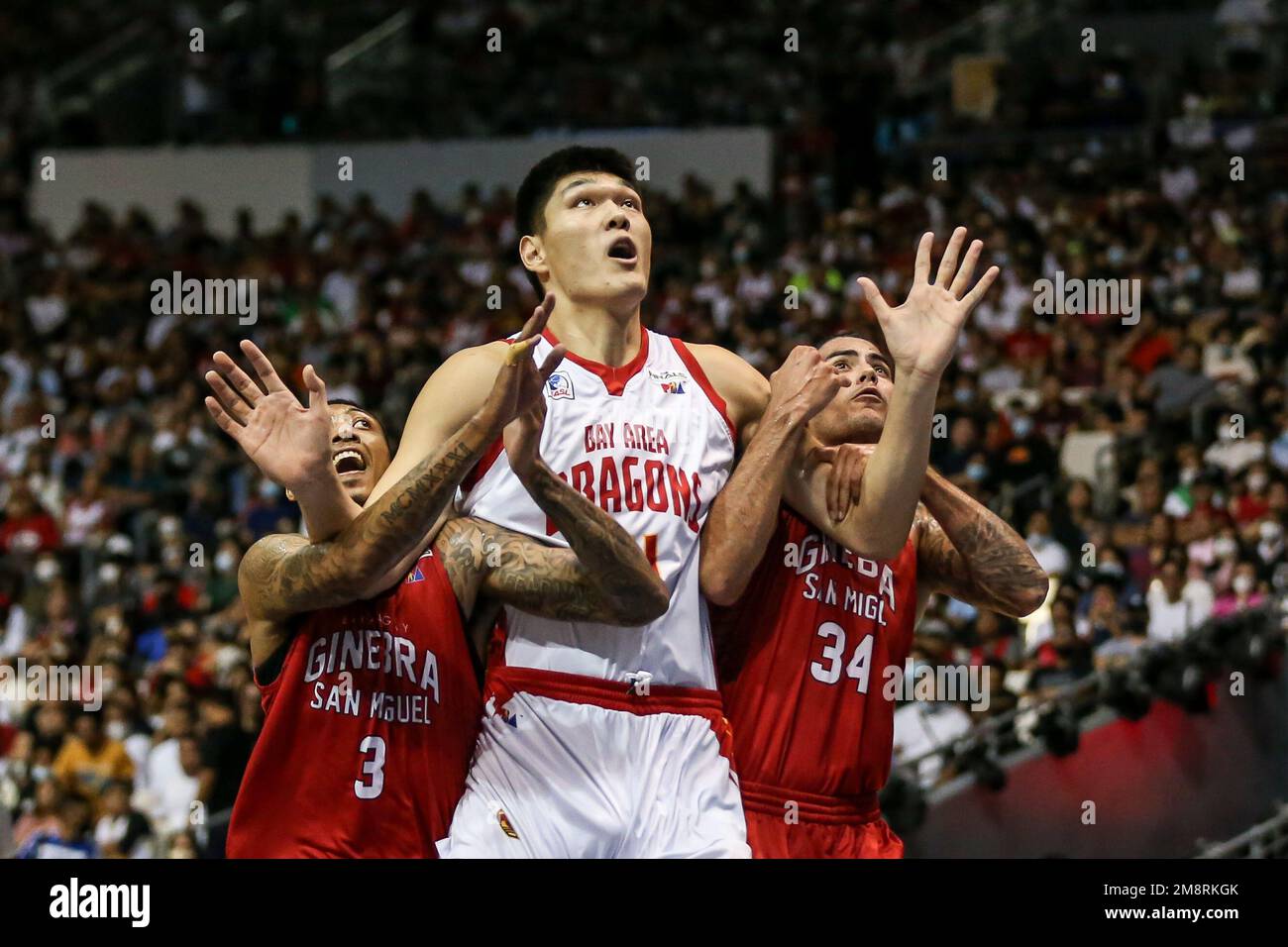 Bulacan Province. 15th Jan, 2023. Liu Chuanxing (C) of Bay Area Dragons ...